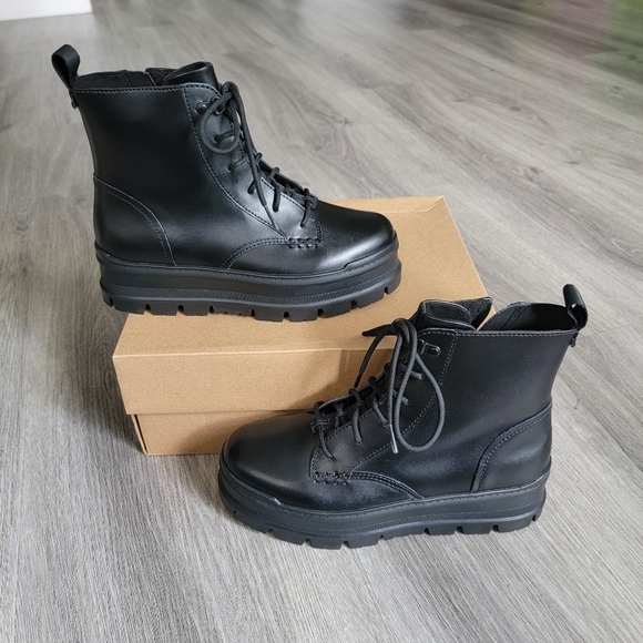 UGG | Shoes | Ugg Sidnee Waterproof Leather Boot | Poshmark